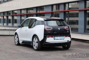White BMW I3 2015 in Riga, with an engine capacity of 0.00 L and mileage of 103 thousand km for 6980 €, photo 9 on AUTOMOTO.COM.LV