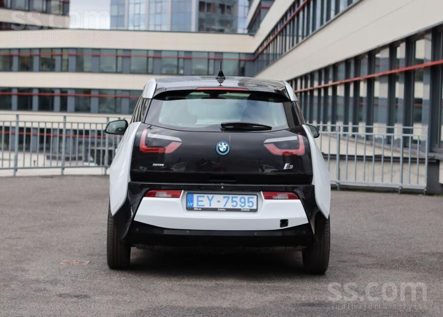White BMW I3 2015 in Riga, with an engine capacity of 0.00 L and mileage of 103 thousand km for 6980 €, photo 11 on AUTOMOTO.COM.LV