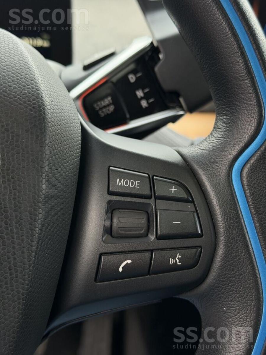 White BMW I3 2015 in Riga, with an engine capacity of 0.00 L and mileage of 103 thousand km for 6980 €, photo 33 on AUTOMOTO.COM.LV