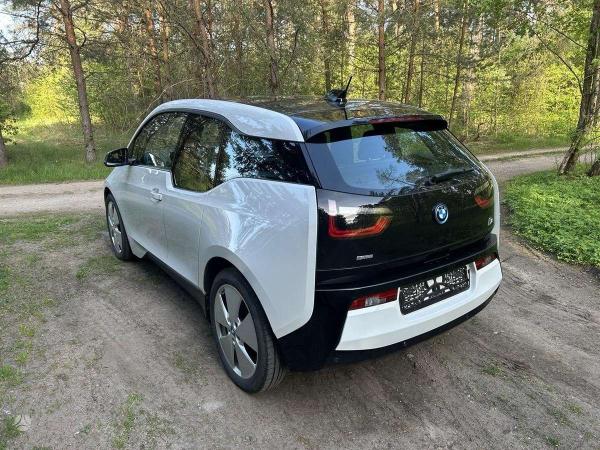 Balts BMW I3 2016 Kauņa, ar dzinēja tilpumu 0.00 L un nobraukumu 87 tūkst. km par 8500 €, foto 3 vietnē AUTOMOTO.COM.LV