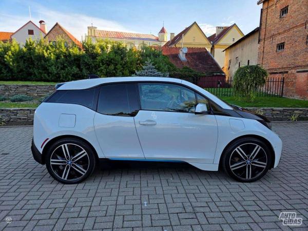 Balts BMW I3 2016 Viļņa, ar dzinēja tilpumu 0.00 L un nobraukumu 201 tūkst. km par 8800 €, foto 10 vietnē AUTOMOTO.COM.LV