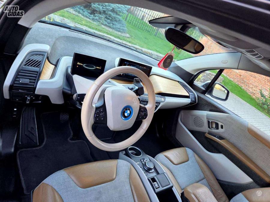 Balts BMW I3 2016 Viļņa, ar dzinēja tilpumu 0.00 L un nobraukumu 201 tūkst. km par 8800 €, foto 28 vietnē AUTOMOTO.COM.LV