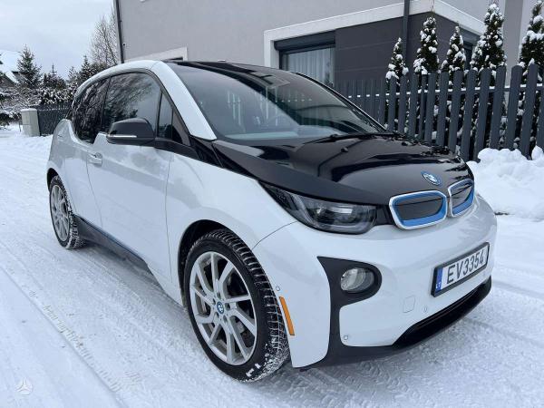 White BMW I3 2016 in Vilnius, with an engine capacity of 0.00 L and mileage of 122 thousand km for 7600 €, photo 1 on AUTOMOTO.COM.LV