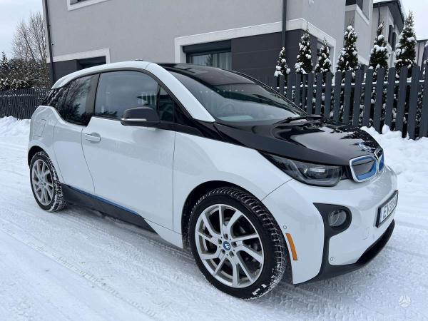 White BMW I3 2016 in Vilnius, with an engine capacity of 0.00 L and mileage of 122 thousand km for 7600 €, photo 2 on AUTOMOTO.COM.LV