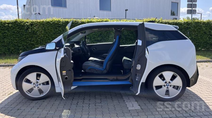 Balts BMW I3 2017 Rīga, ar dzinēja tilpumu 0.00 L un nobraukumu 72 tūkst. km par 11000 €, foto 4 vietnē AUTOMOTO.COM.LV