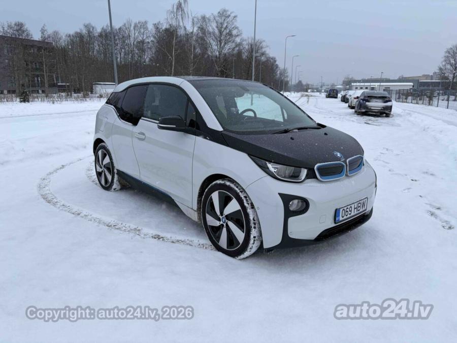 Balts BMW I3 2017 Tallina, ar dzinēja tilpumu 0.00 L un nobraukumu 54 tūkst. km par 12900 €, foto 3 vietnē AUTOMOTO.COM.LV