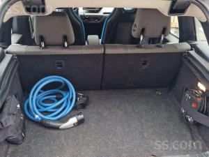 White BMW I3 2017 in Riga, with an engine capacity of 0.00 L and mileage of 60 thousand km for 12777 €, photo 5 on AUTOMOTO.COM.LV