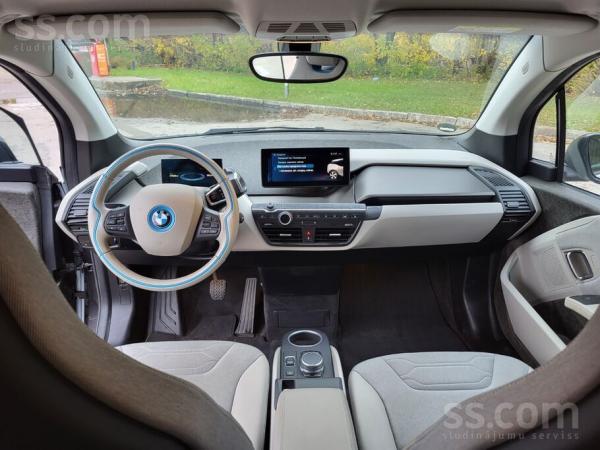 White BMW I3 2018 in Riga, with an engine capacity of 0.00 L and mileage of 48 thousand km for 15200 €, photo 11 on AUTOMOTO.COM.LV