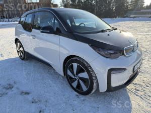 White BMW I3 2018 in Jelgava, with an engine capacity of 0.00 L and mileage of 83 thousand km for 11700 €, photo 5 on AUTOMOTO.COM.LV