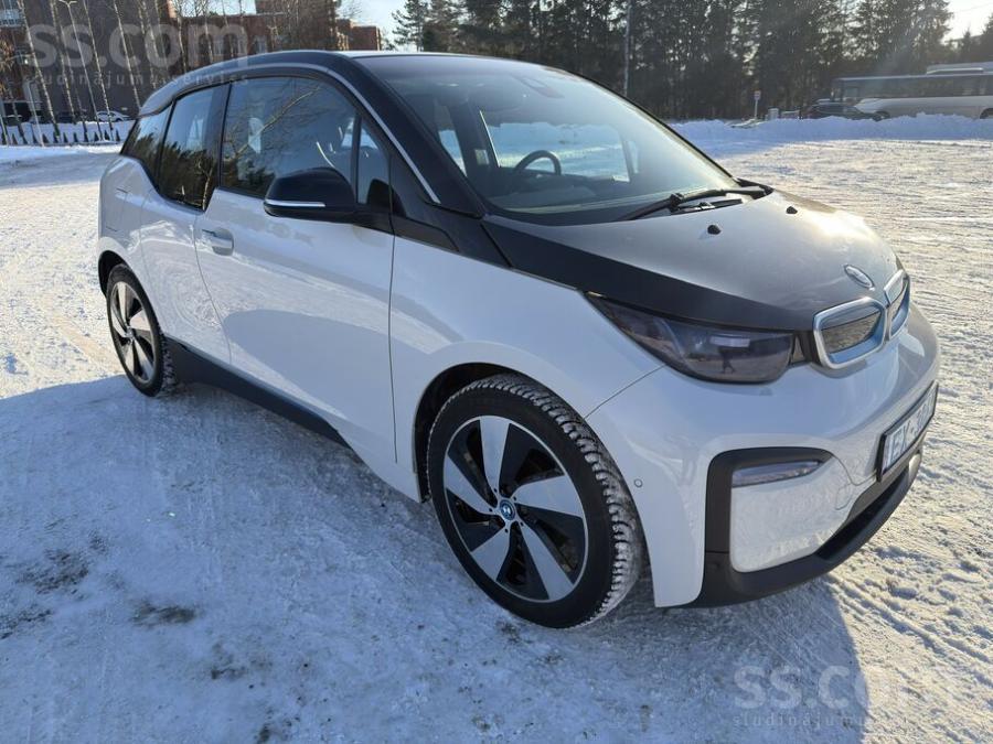 White BMW I3 2018 in Jelgava, with an engine capacity of 0.00 L and mileage of 83 thousand km for 11700 €, photo 5 on AUTOMOTO.COM.LV