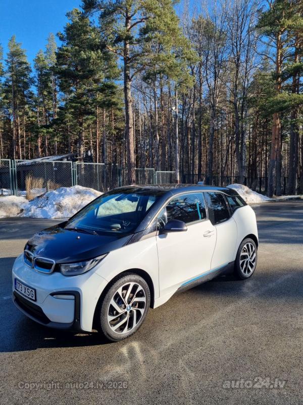 Balts BMW I3 2018 Tallina, ar dzinēja tilpumu 0.00 L un nobraukumu 67 tūkst. km par 17900 €, foto 1 vietnē AUTOMOTO.COM.LV