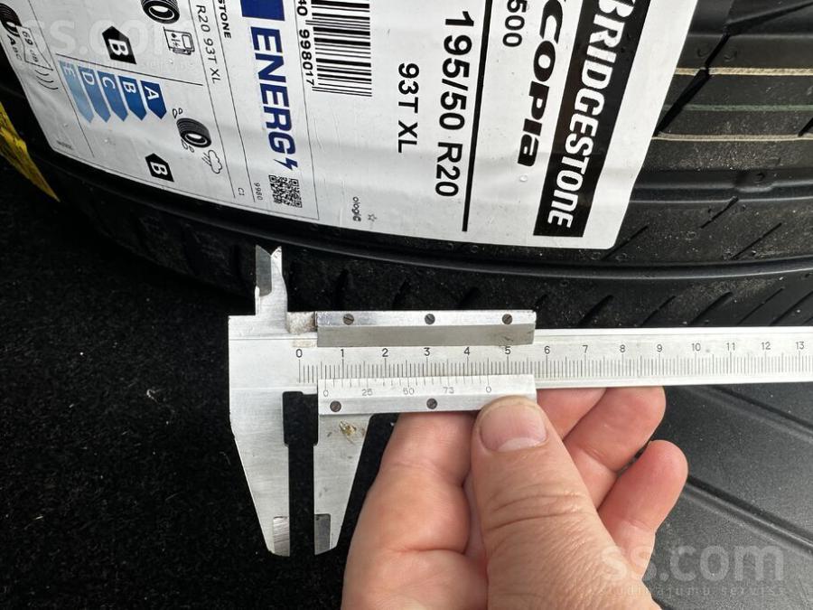 White BMW I3 2018 in Riga, with an engine capacity of 0.00 L and mileage of 85 thousand km for 16500 €, photo 11 on AUTOMOTO.COM.LV
