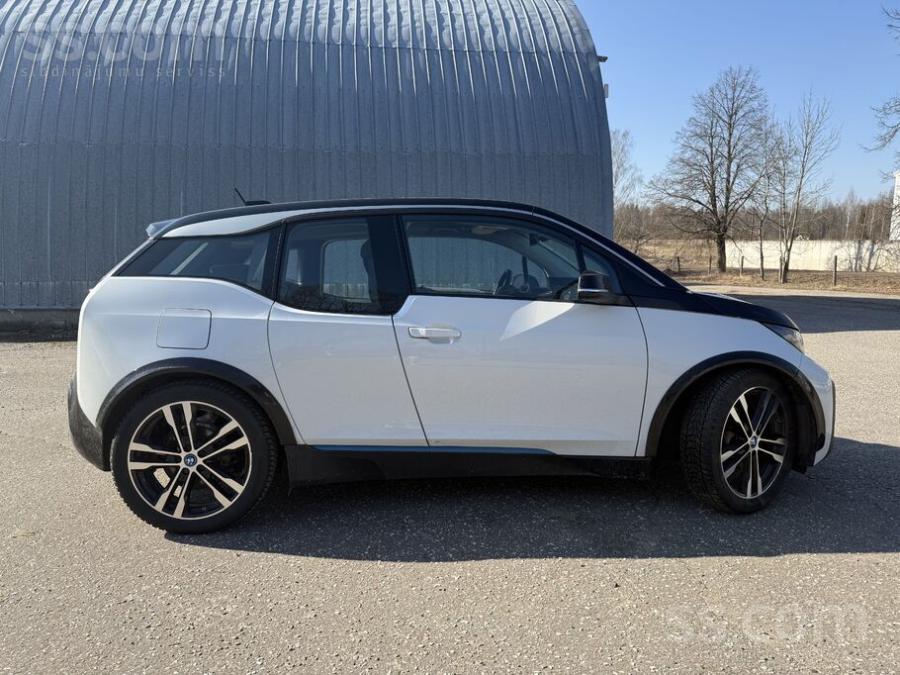 Balts BMW I3 2019 Rīga, ar dzinēja tilpumu 0.00 L un nobraukumu 72 tūkst. km par 16000 €, foto 2 vietnē AUTOMOTO.COM.LV