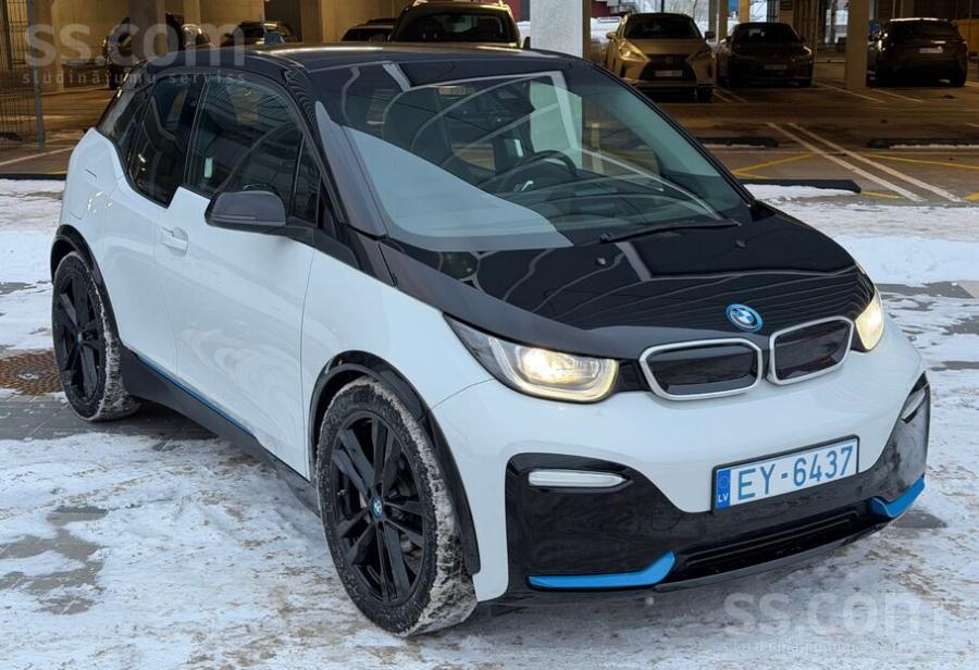 White BMW I3 2019 in Riga, with an engine capacity of 0.00 L and mileage of 43 thousand km for 17700 €, photo 1 on AUTOMOTO.COM.LV