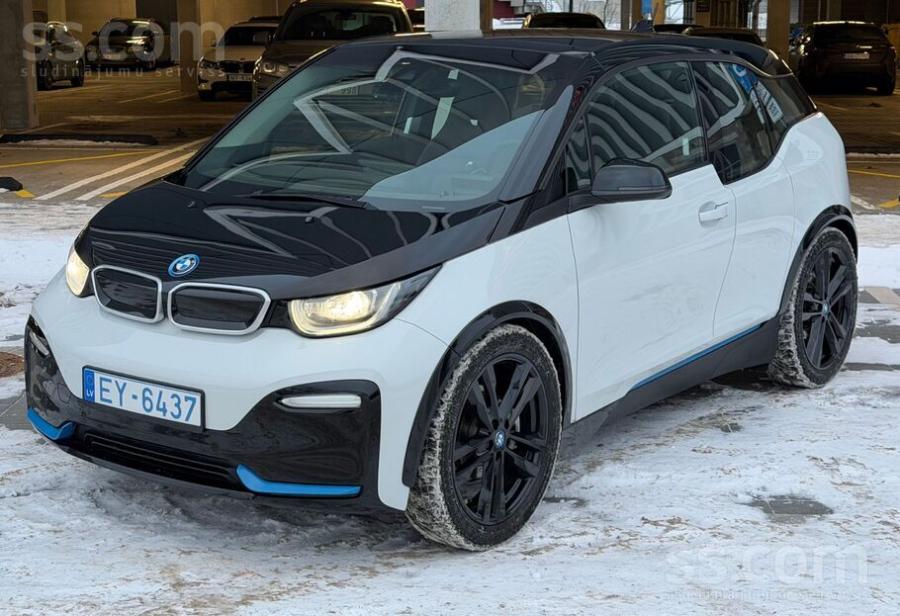 White BMW I3 2019 in Riga, with an engine capacity of 0.00 L and mileage of 43 thousand km for 17700 €, photo 2 on AUTOMOTO.COM.LV