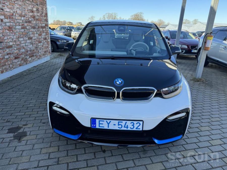 Balts BMW I3 2019 Talsi, ar dzinēja tilpumu 0.00 L un nobraukumu 129 tūkst. km par 15795 €, foto 3 vietnē AUTOMOTO.COM.LV