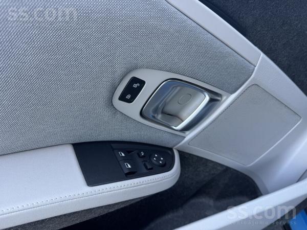 Balts BMW I3 2019 Talsi, ar dzinēja tilpumu 0.00 L un nobraukumu 129 tūkst. km par 15795 €, foto 9 vietnē AUTOMOTO.COM.LV
