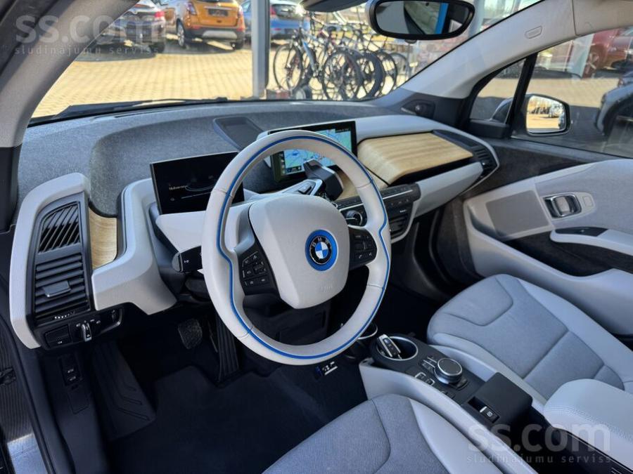 Balts BMW I3 2019 Talsi, ar dzinēja tilpumu 0.00 L un nobraukumu 129 tūkst. km par 15795 €, foto 11 vietnē AUTOMOTO.COM.LV