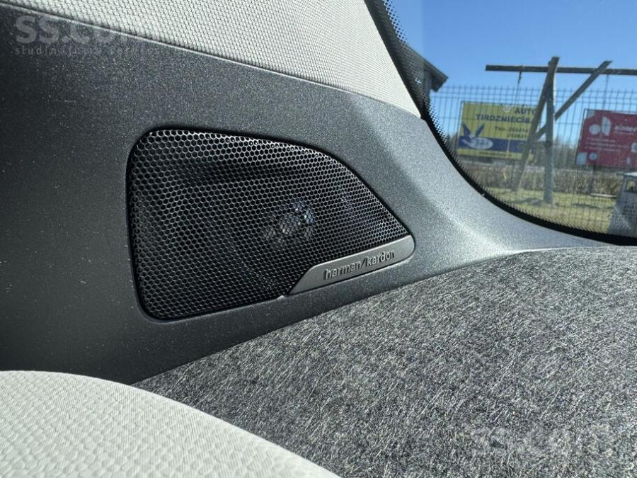 Balts BMW I3 2019 Talsi, ar dzinēja tilpumu 0.00 L un nobraukumu 129 tūkst. km par 15795 €, foto 18 vietnē AUTOMOTO.COM.LV