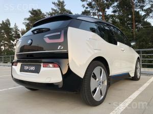 White BMW I3 2019 in Riga, with an engine capacity of 0.00 L and mileage of 93 thousand km for 17450 €, photo 4 on AUTOMOTO.COM.LV