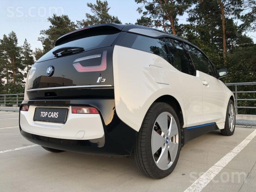 White BMW I3 2019 in Riga, with an engine capacity of 0.00 L and mileage of 93 thousand km for 17450 €, photo 4 on AUTOMOTO.COM.LV
