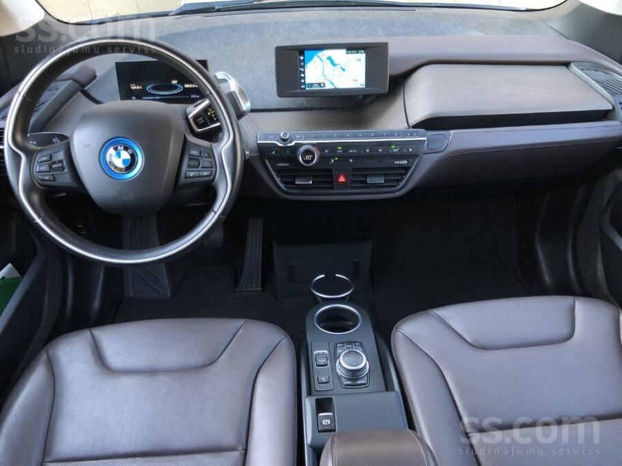 White BMW I3 2019 in Riga, with an engine capacity of 0.00 L and mileage of 93 thousand km for 17450 €, photo 10 on AUTOMOTO.COM.LV