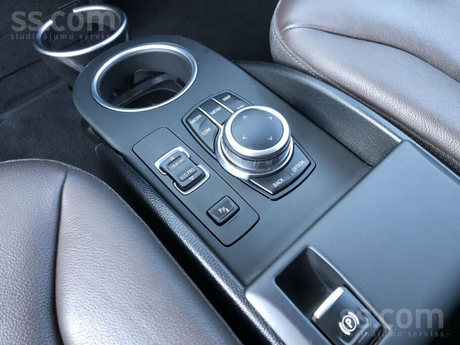 White BMW I3 2019 in Riga, with an engine capacity of 0.00 L and mileage of 93 thousand km for 17450 €, photo 12 on AUTOMOTO.COM.LV