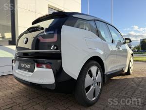 White BMW I3 2019 in Riga, with an engine capacity of 0.00 L and mileage of 94 thousand km for 15950 €, photo 5 on AUTOMOTO.COM.LV