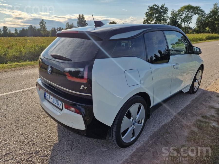 White BMW I3 2019 in Riga, with an engine capacity of 0.00 L and mileage of 94 thousand km for 15900 €, photo 7 on AUTOMOTO.COM.LV