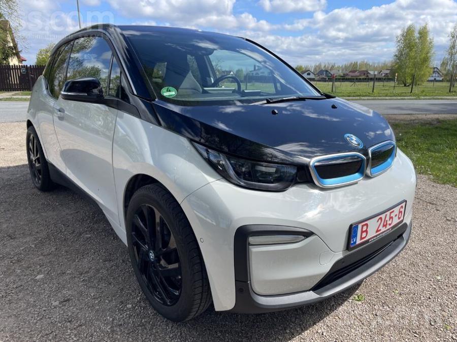 White BMW I3 2021 in Riga, with an engine capacity of 0.00 L and mileage of 47 thousand km for 17300 €, photo 7 on AUTOMOTO.COM.LV