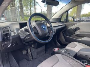 White BMW I3 2021 in Riga, with an engine capacity of 0.00 L and mileage of 47 thousand km for 17300 €, photo 10 on AUTOMOTO.COM.LV
