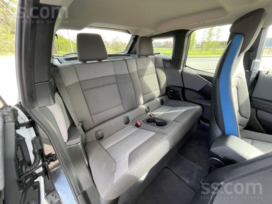 White BMW I3 2021 in Riga, with an engine capacity of 0.00 L and mileage of 47 thousand km for 17300 €, photo 15 on AUTOMOTO.COM.LV