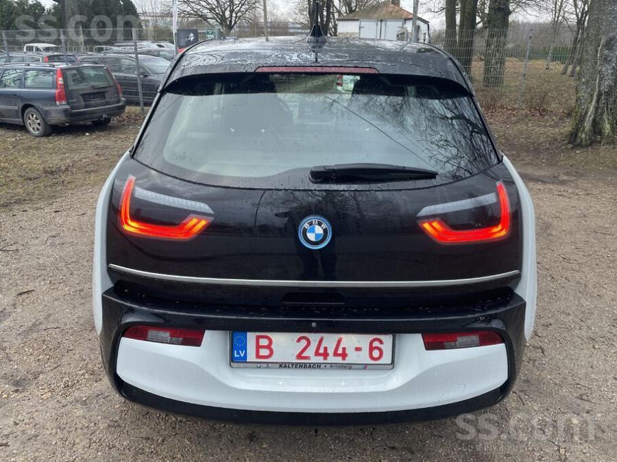Balts BMW I3 2021 Rīga, ar dzinēja tilpumu 0.60 L un nobraukumu 54 tūkst. km par 19490 €, foto 5 vietnē AUTOMOTO.COM.LV