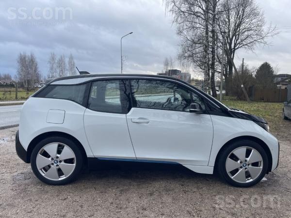 Balts BMW I3 2021 Rīga, ar dzinēja tilpumu 0.60 L un nobraukumu 54 tūkst. km par 19490 €, foto 6 vietnē AUTOMOTO.COM.LV