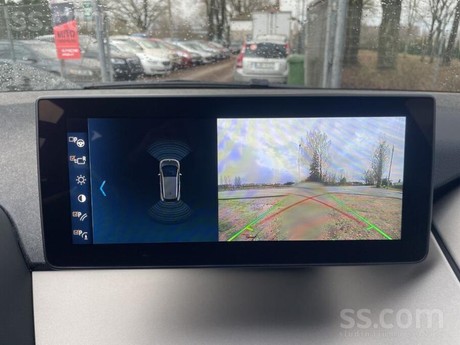 Balts BMW I3 2021 Rīga, ar dzinēja tilpumu 0.60 L un nobraukumu 54 tūkst. km par 19490 €, foto 26 vietnē AUTOMOTO.COM.LV