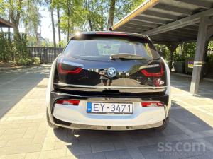 White BMW I3 2021 in Riga, with an engine capacity of 0.00 L and mileage of 60 thousand km for 15940 €, photo 5 on AUTOMOTO.COM.LV