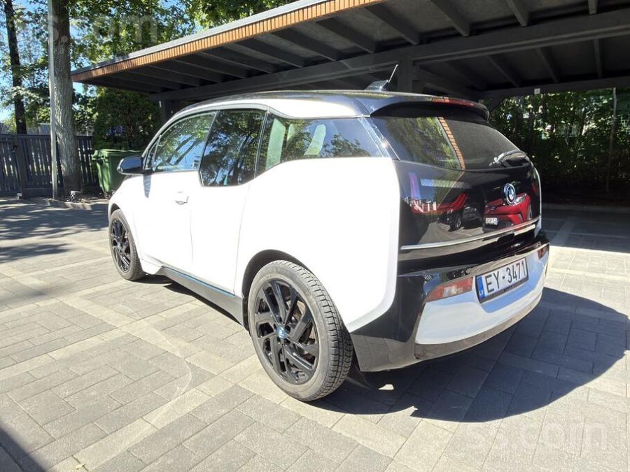 White BMW I3 2021 in Riga, with an engine capacity of 0.00 L and mileage of 60 thousand km for 15940 €, photo 7 on AUTOMOTO.COM.LV
