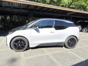White BMW I3 2021 in Riga, with an engine capacity of 0.00 L and mileage of 60 thousand km for 15940 €, photo 8 on AUTOMOTO.COM.LV