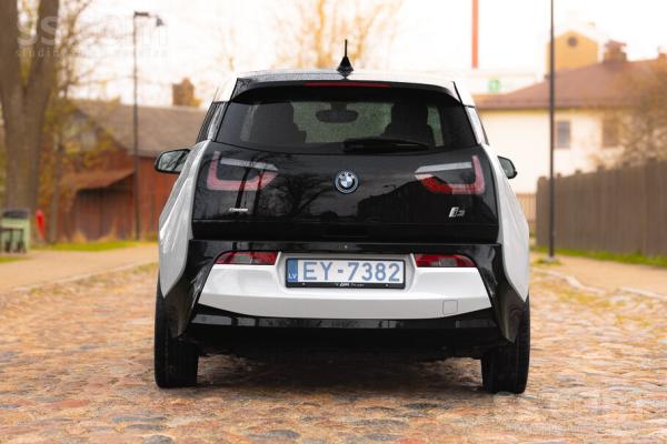 Balts BMW I3 2014 Jūrmala, ar dzinēja tilpumu 0.00 L un nobraukumu 76 tūkst. km par 9900 €, foto 5 vietnē AUTOMOTO.COM.LV