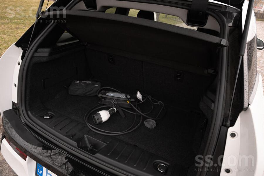 Balts BMW I3 2014 Jūrmala, ar dzinēja tilpumu 0.00 L un nobraukumu 76 tūkst. km par 9900 €, foto 11 vietnē AUTOMOTO.COM.LV