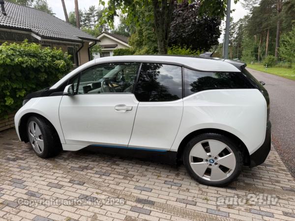 Balts BMW I3 2015 Tallina, ar dzinēja tilpumu 0.00 L un nobraukumu 109 tūkst. km par 10300 €, foto 3 vietnē AUTOMOTO.COM.LV