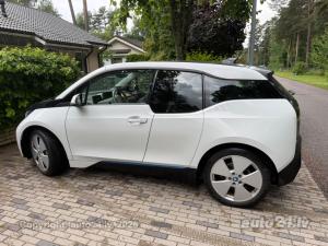 Balts BMW I3 2015 Tallina, ar dzinēja tilpumu 0.00 L un nobraukumu 109 tūkst. km par 10300 €, foto 4 vietnē AUTOMOTO.COM.LV