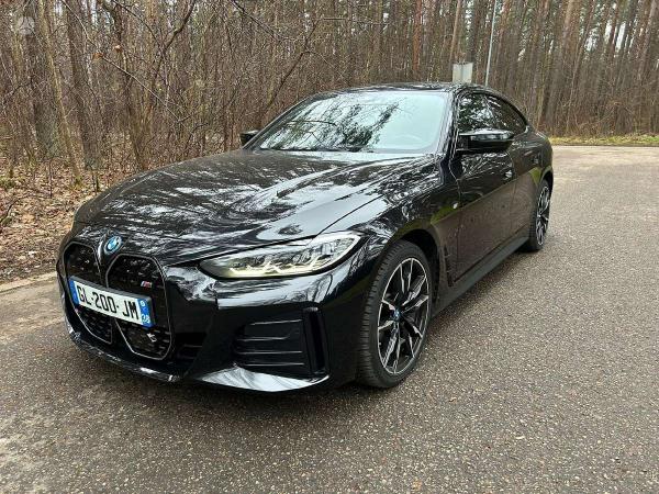 Black BMW i4 2022 in Vilnius, with an engine capacity of 0.00 L and mileage of 126 thousand km for 33500 €, photo 2 on AUTOMOTO.COM.LV