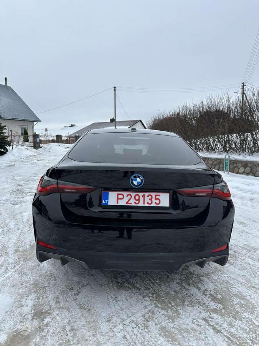 Melns BMW i4 2024 Viļņa, ar dzinēja tilpumu 0.00 L un nobraukumu 9 tūkst. km par 44000 €, foto 6 vietnē AUTOMOTO.COM.LV