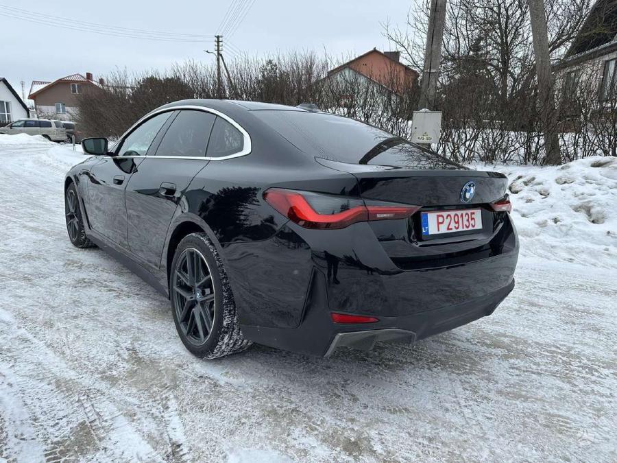 Melns BMW i4 2024 Viļņa, ar dzinēja tilpumu 0.00 L un nobraukumu 9 tūkst. km par 44000 €, foto 7 vietnē AUTOMOTO.COM.LV