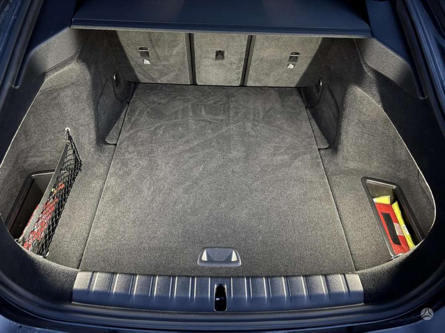 Melns BMW i4 2024 Viļņa, ar dzinēja tilpumu 0.00 L un nobraukumu 26 tūkst. km par 39500 €, foto 21 vietnē AUTOMOTO.COM.LV