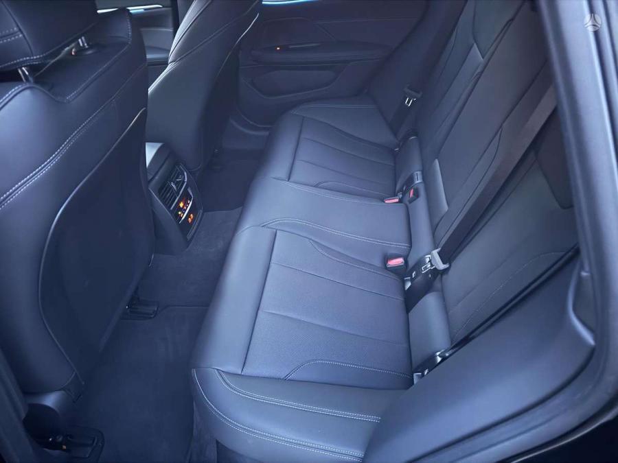 Melns BMW i4 2024 Viļņa, ar dzinēja tilpumu 0.00 L un nobraukumu 26 tūkst. km par 39500 €, foto 23 vietnē AUTOMOTO.COM.LV