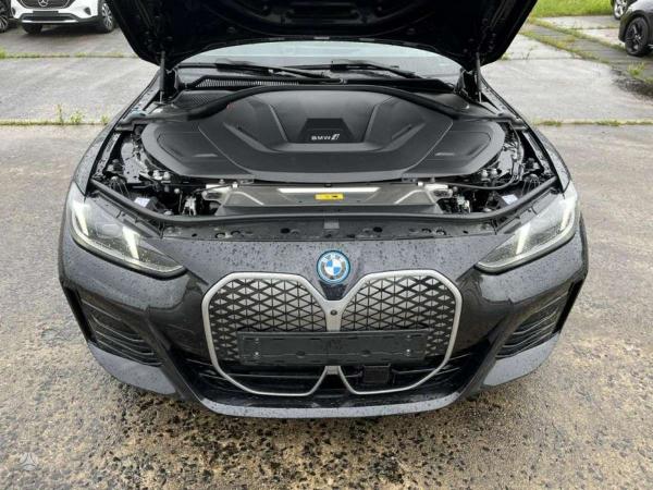 Melns BMW i4 2025 Viļņa, ar dzinēja tilpumu 0.00 L un nobraukumu 11 tūkst. km par 47190 €, foto 7 vietnē AUTOMOTO.COM.LV