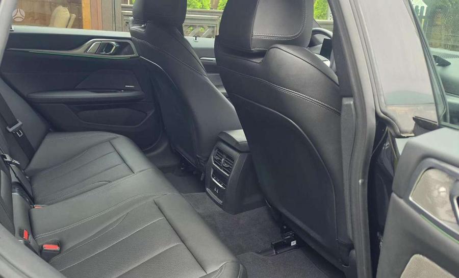 Black BMW i4 2025 in Vilnius, with an engine capacity of 0.00 L and mileage of 27 thousand km for 34900 €, photo 17 on AUTOMOTO.COM.LV
