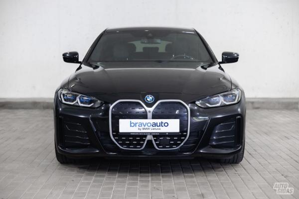 Melns BMW i4 2022 Viļņa, ar dzinēja tilpumu 0.00 L un nobraukumu 88 tūkst. km par 38491 €, foto 2 vietnē AUTOMOTO.COM.LV